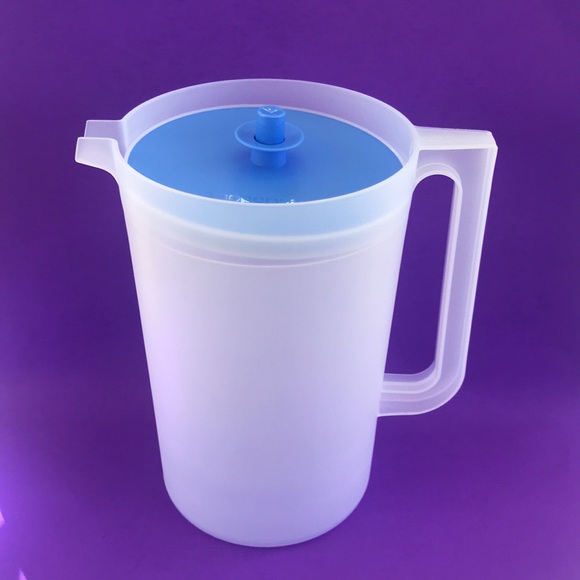 Tupperware | Kitchen | Tupperware Classic Sheer Pitcher 4 Liter | Poshmark